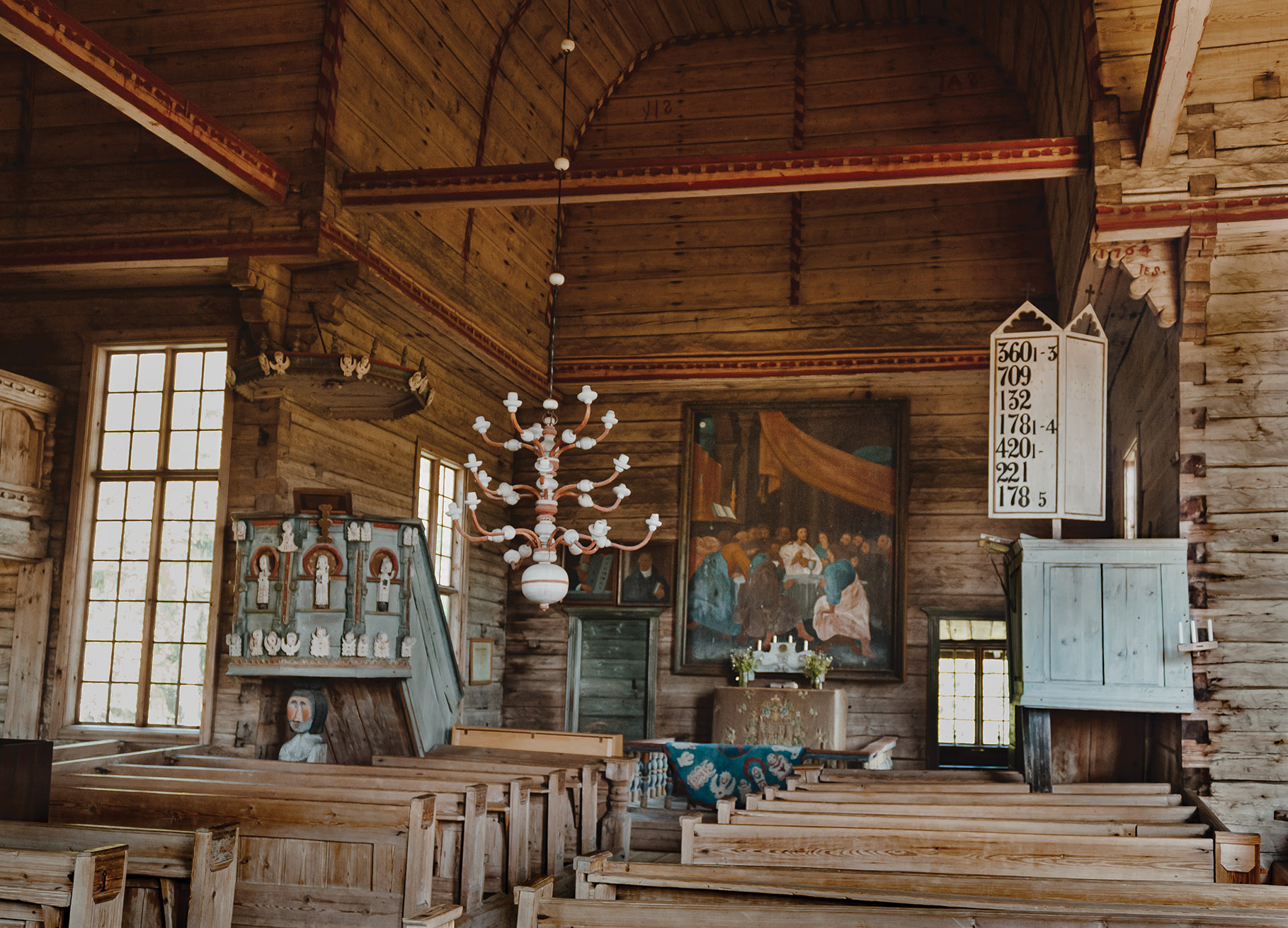 Unesco-kohde Petäjäveden vanha kirkko – Minor Postcards
